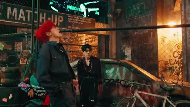 INI｜'LEGIT' Official MV - نماشا