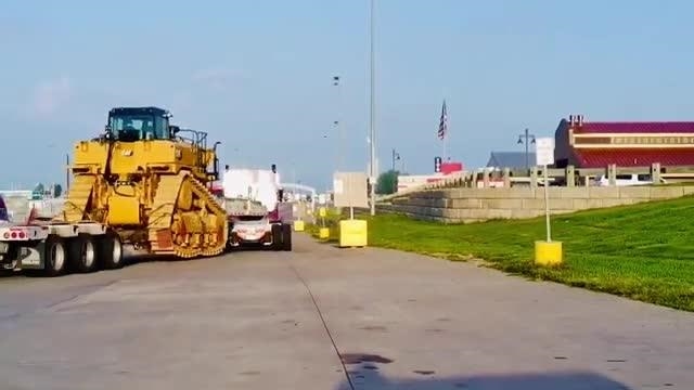 HEAVY HAUL- Cat Dozer - نماشا